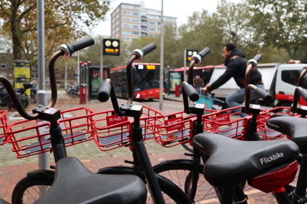 Experimenteren met mobiliteit en deelmobiliteit - Vervoerregio Amsterdam